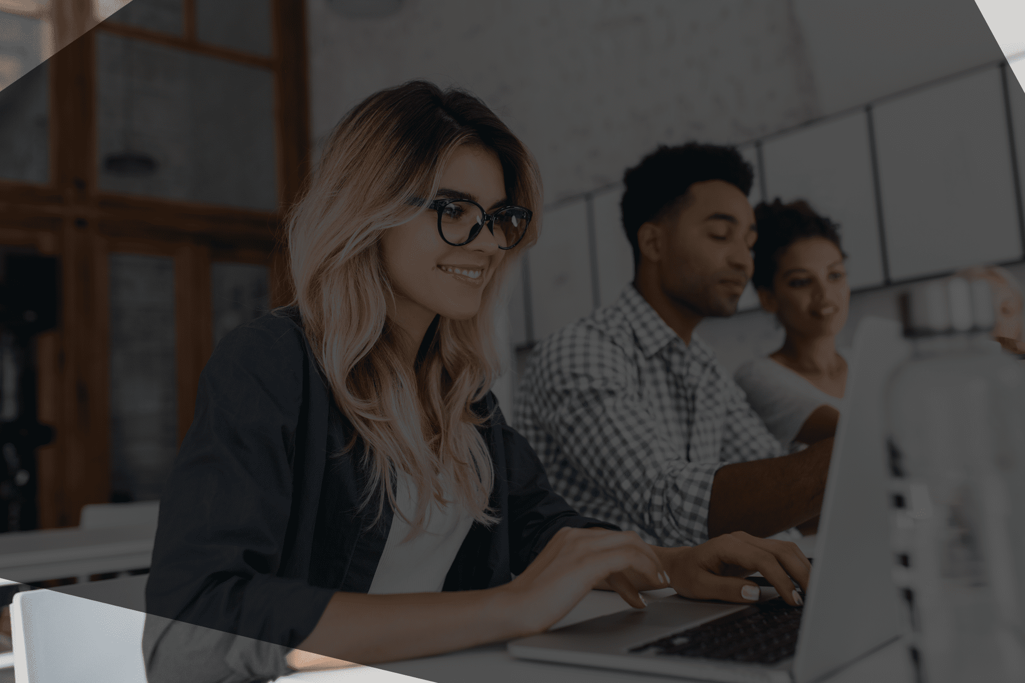 Licenciaturas Presencial | UNEA