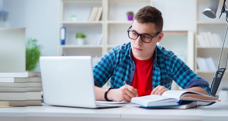 Estudiar en línea: Todo lo que necesitas saber para empezar