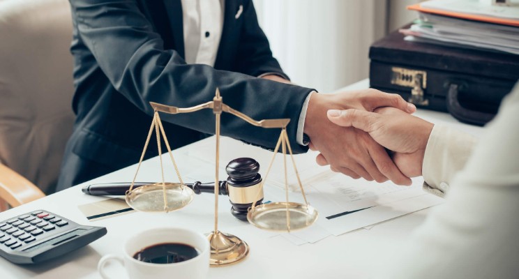 Licenciatura en Derecho: lo que necesitas saber- Blog UNEA