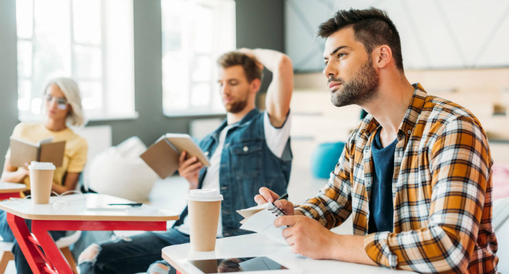 ¿Por qué deberías estudiar la universidad?